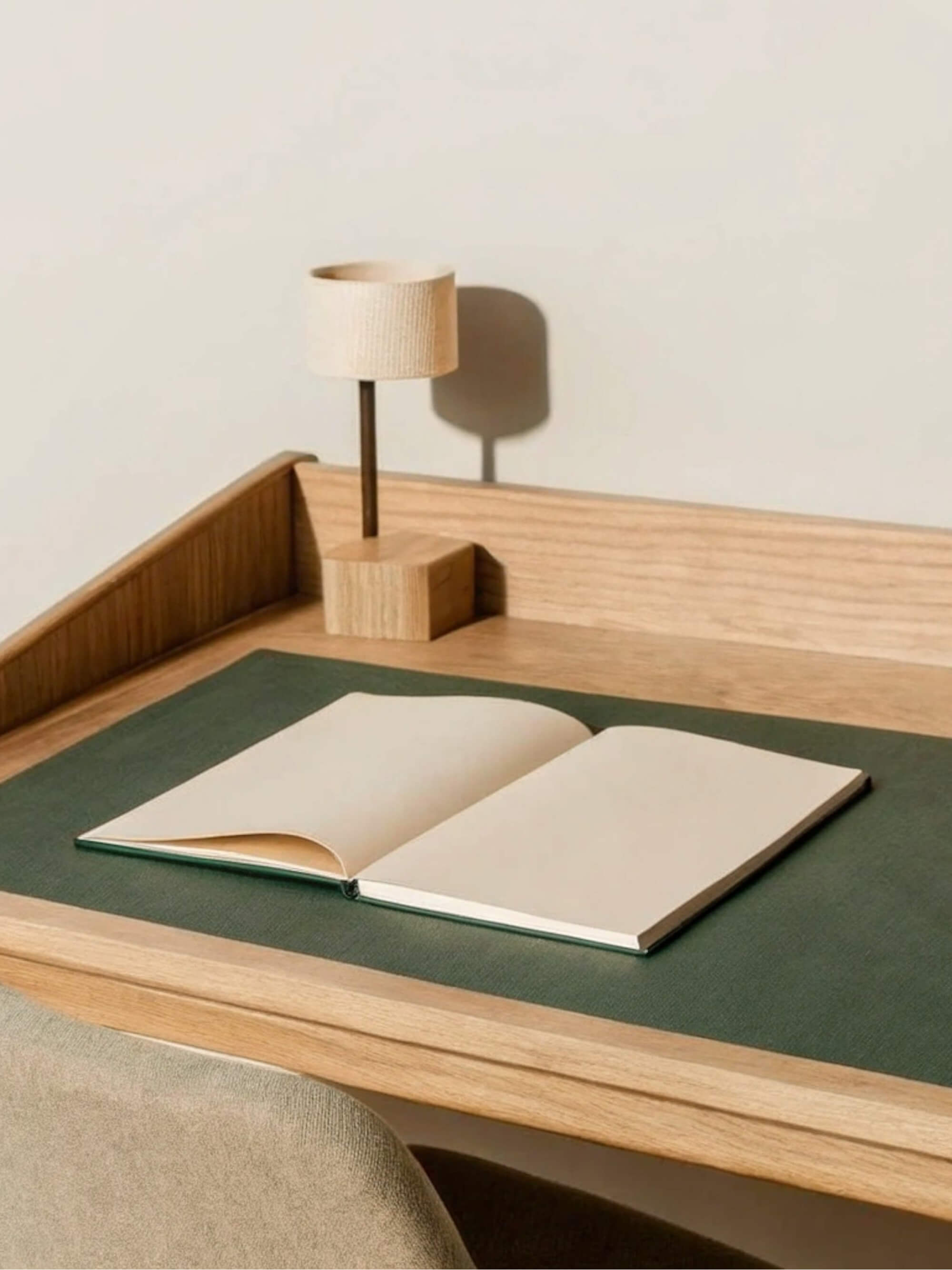 Anchor Column Table – SLEEK MODIVA